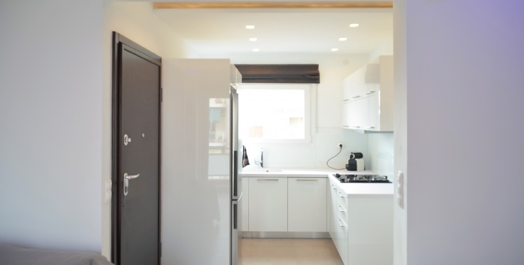 Apartment interior design in corfu town kitchen - Dalianis Architects